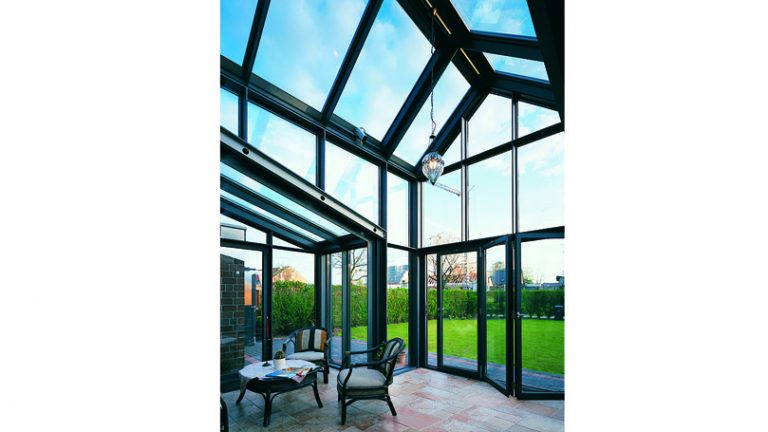 Verandas and enclosures for terraces - Design and Production | Aluser