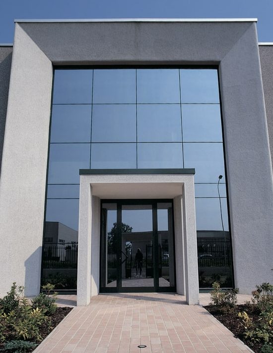 Facciata Continua e Facciate Vetrate per Progetti Industriali e ...