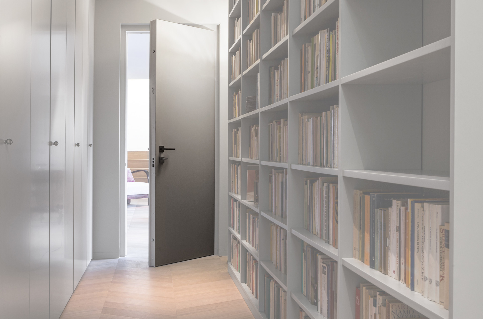 Oikos Porte Blindate: Eleva la Sicurezza della tua Casa con Aluser